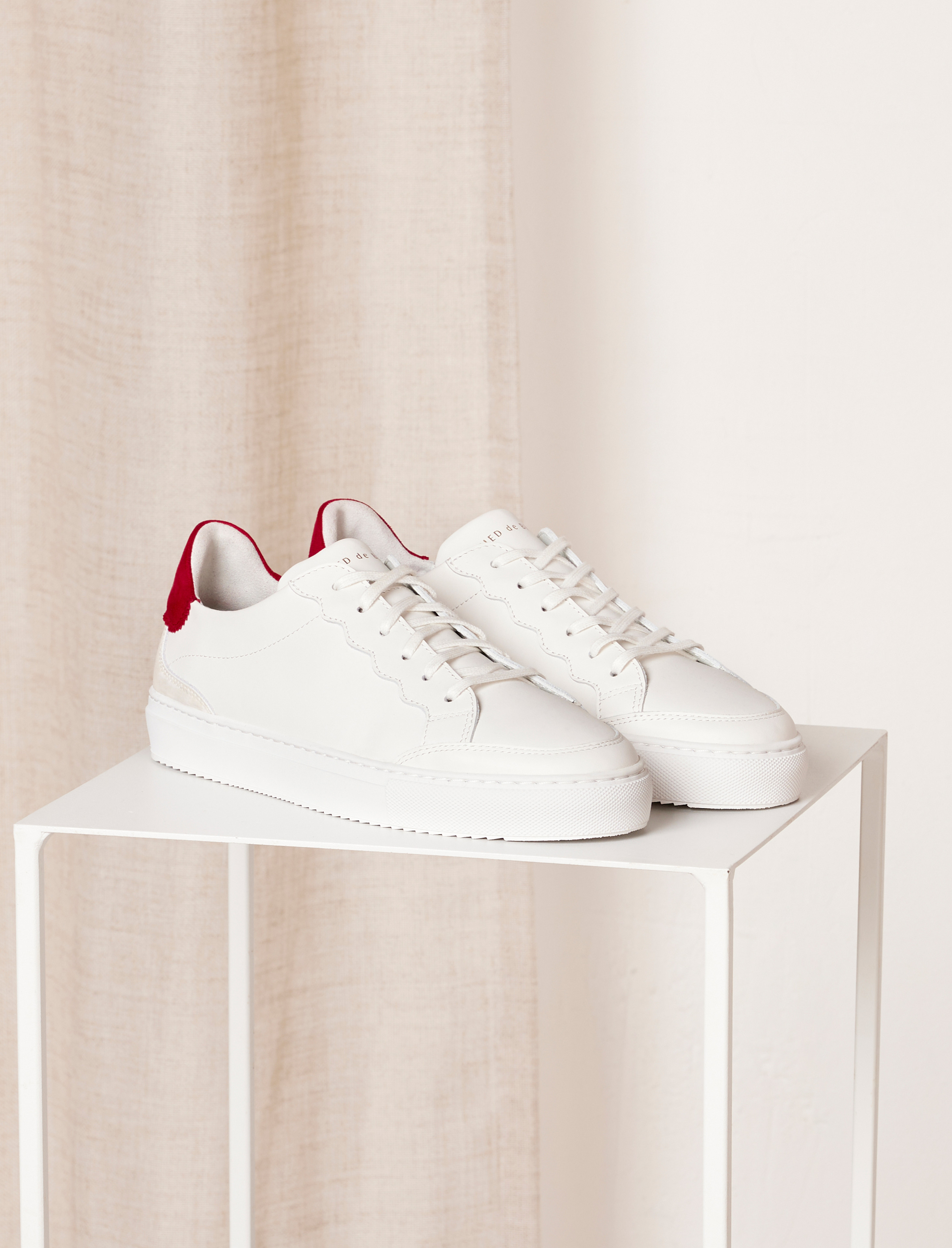 Chaussures pour Femme en Cuir ou Daim